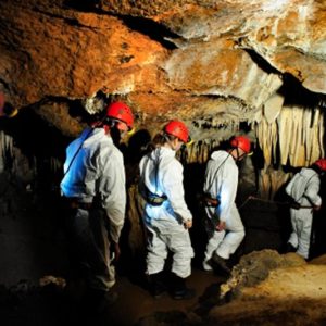 Cueva de Pando - Espeleología en Asturias - Frontera Verde Aventura